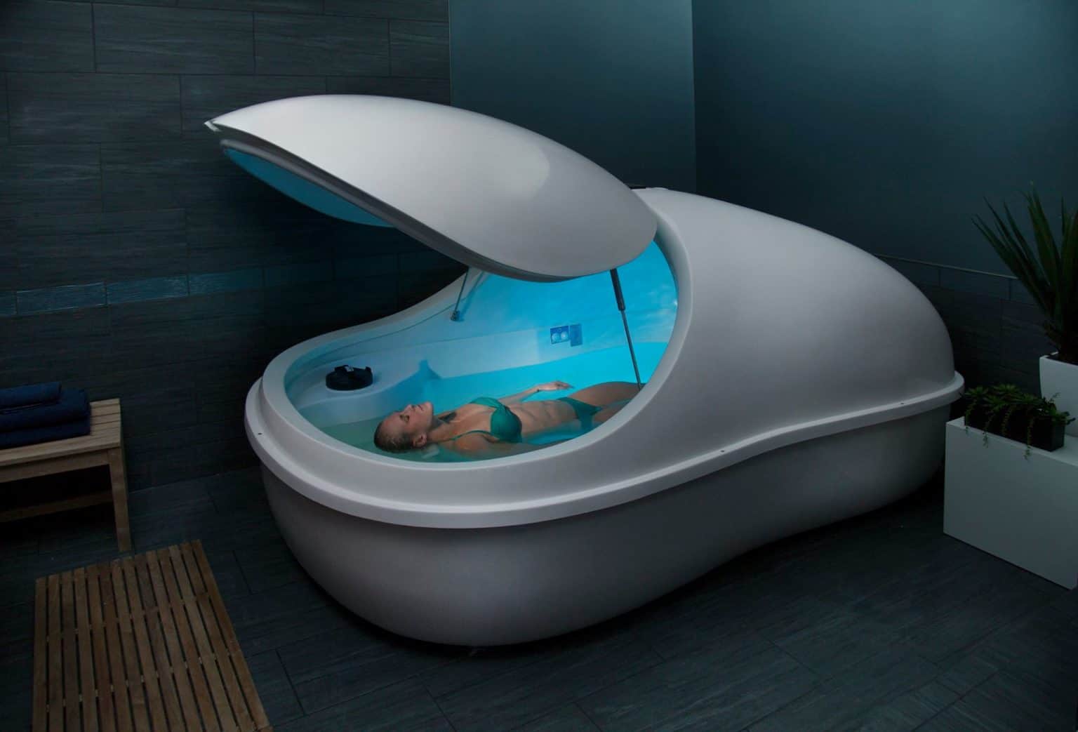 Flotation Therapy and You in Mind: 5 Benefits of Flotation Therapy ...